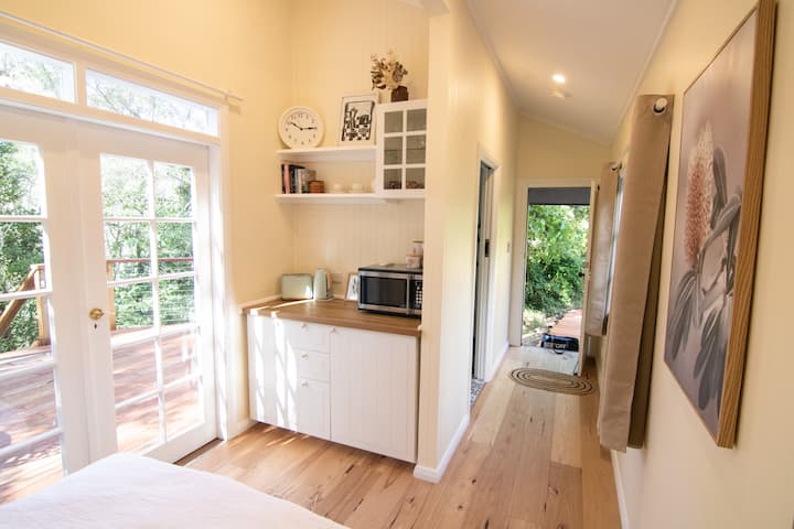 Bottlebrush Cabin, Cosy Private Cabin In The Trees - Katoomba