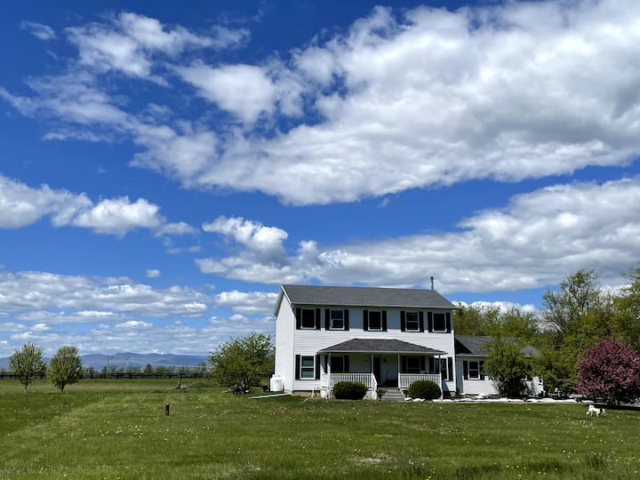 Spacious & Homely, Epic Sunsets, 15 Min To Hudson - Lake Taghkanic State Park, Ancram