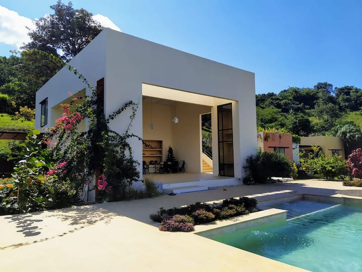 Farolito: Piscina Privada, Vista Y Encanto - Anapoima