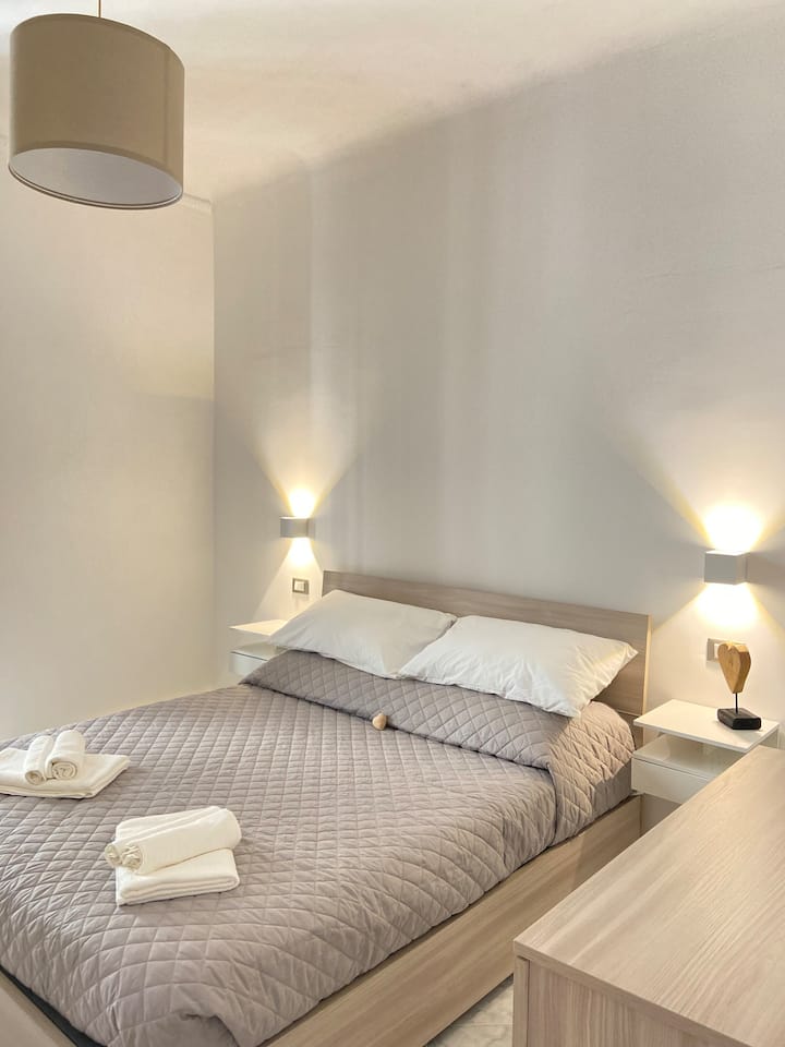 Paolina Home - [5 Terre + Centro Città + Stazione] - Cinque Terre