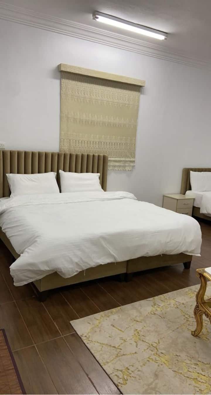 شقة مناسبة للعوائل في العوالي المدينه المنورة عدد7 - Medina