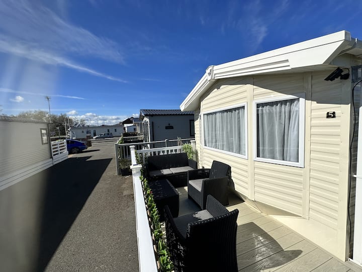 8 Berth, Pet Friendly Caravan, Lyons Winkups - Rhyl