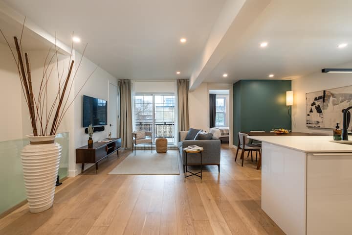 Au Cœur De Montréal - Montreal