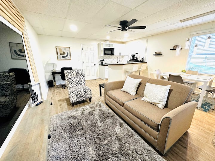 Private Basement Apartment In House! - Lawrenceville, GA