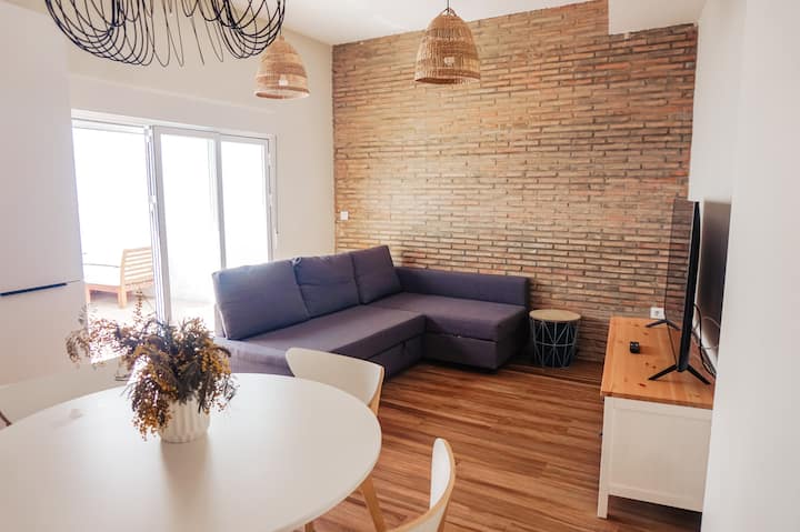 Apartamento En Pleno Centro Con Patio Privado. - Jerez de la Frontera