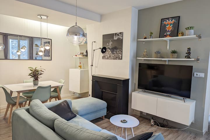 Nice And Cozy Apartment In Paris - Paris