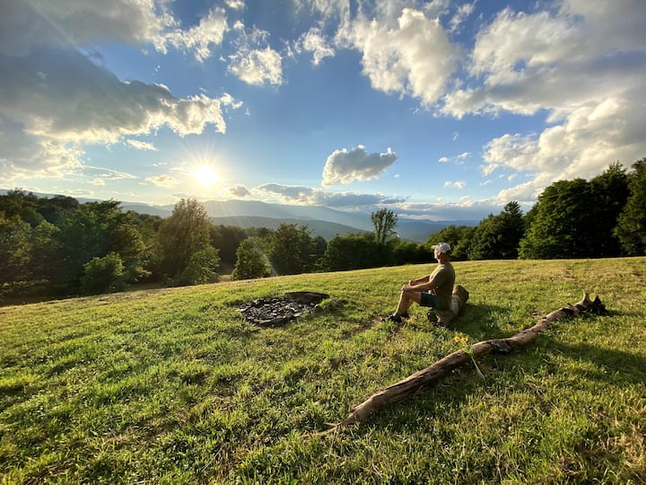 Prickly Mountain Yoga Retreat With 4 Houses - Braintree, VT