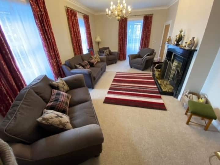 Twin Room (7) Sleeps 2 + Breakfast - Monaghan