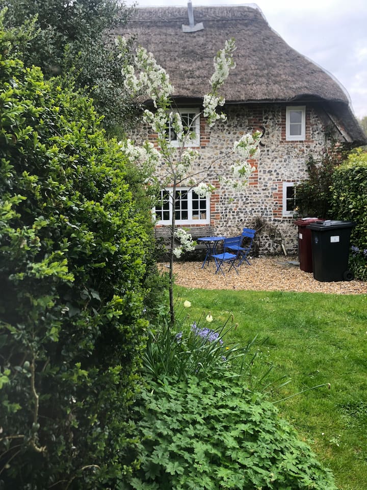 Thatched Cottage Near Goodwood - Chichester