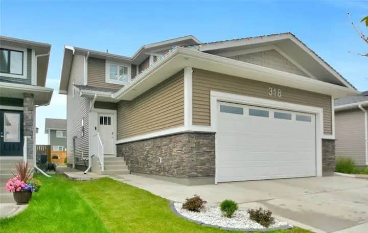 Bellar's Home. Your Perfect Getaway! - Saskatoon