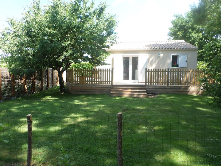Petite Maison Moderne De Plein Pied à La Campagne - Moutiers-les-Mauxfaits
