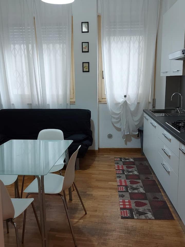 G&g House
It048017c2dpr7r8ha - Florenz