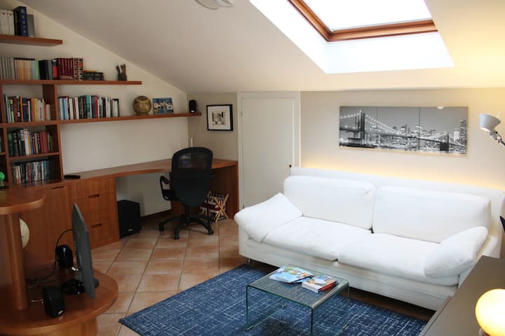 Penthouse With Terrace And Lake View Near Center - Lecco