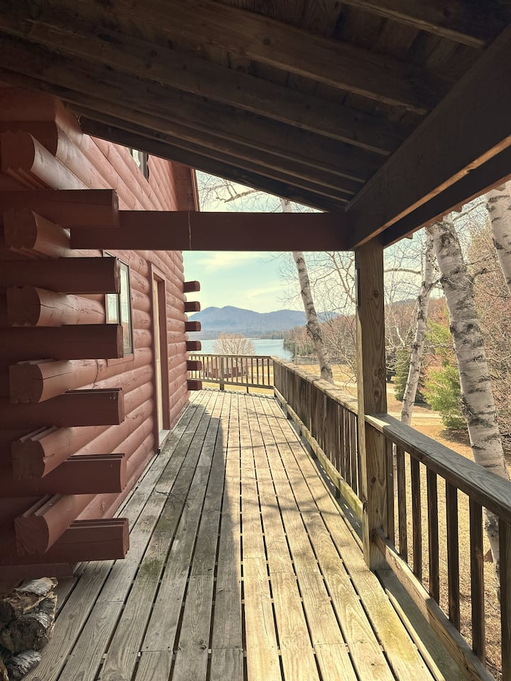 Lakefront-family & Pet Friendly-adirondack Cabin - Adirondack Mountains