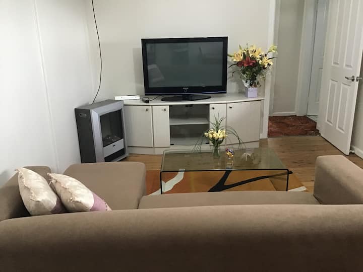 2 Bedroom Accommodation In The Heart Of St Marys - Penrith