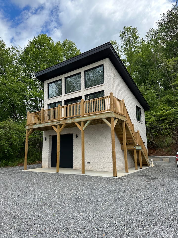 Golf Stay Mount Airy - Mount Airy, NC