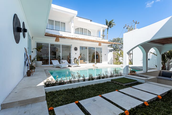 4 Br Villa Berawa Balibizza (Monthly Only) - Canggu