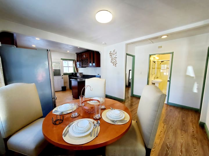 Comfy Private Unit In Hollywood - Beverly Hills, CA