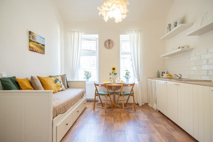 Nice Room In Zizkov With Double Bed - Prague