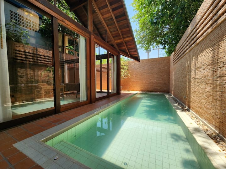 Teak Wood Heritage Pool Villa - The Wood For 3pax - Chiang Saen