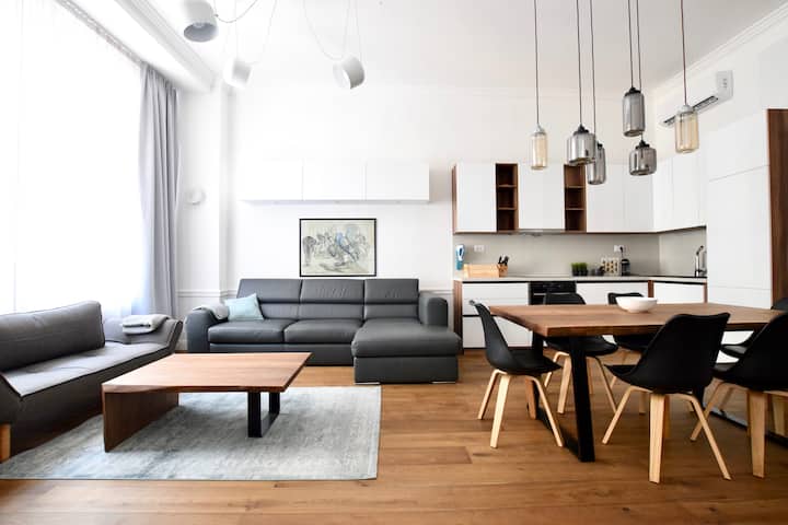 Luxury Apartment By Hi5 - Budapest Broadway (094) - Budapest