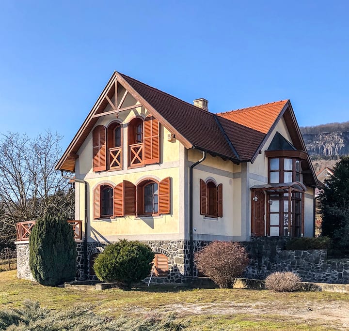 Classy Villa With 180 ° Panorama - Plattensee