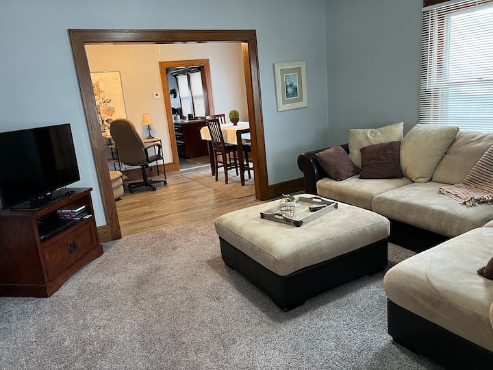 Charming 1920s, Pet Friendly Home! - Carousel, Davenport
