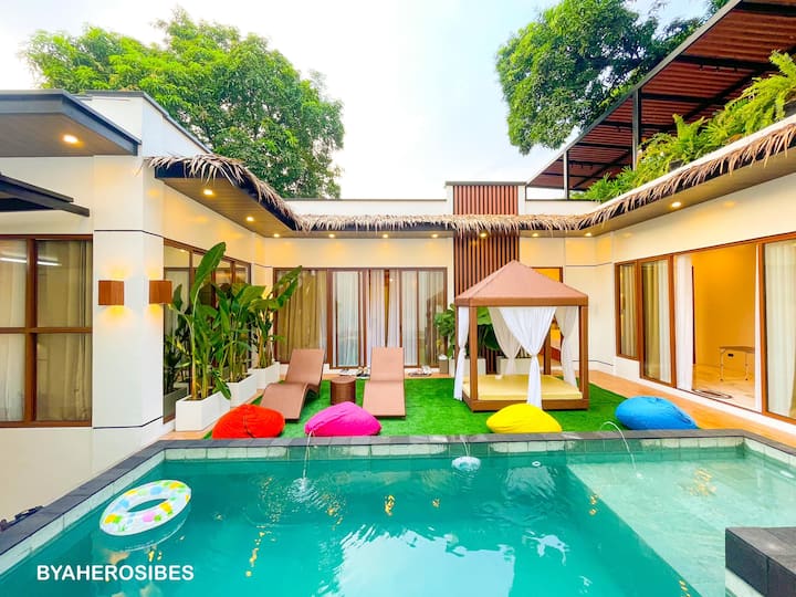 Bali-inspired Saglit Private Villas - Malabón