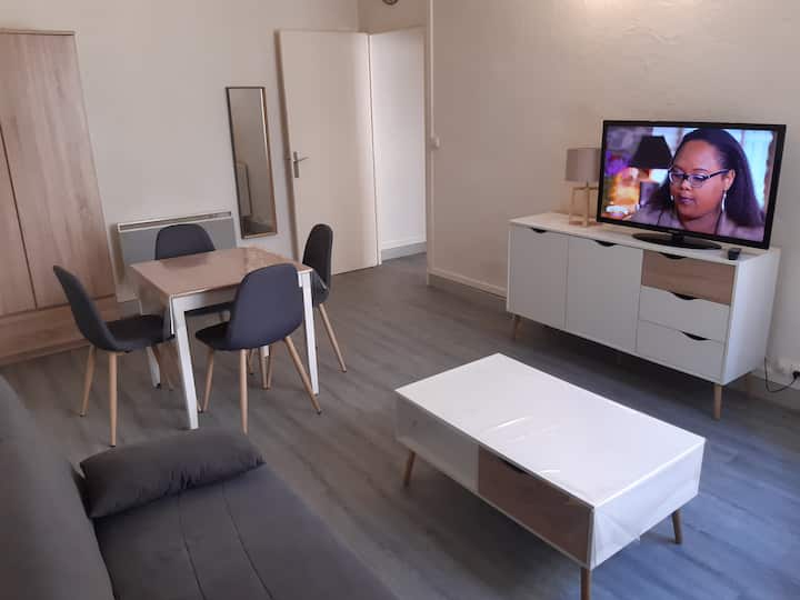 Studio - Centre Ville - Entièrement éQuipé - Bagnols-sur-Cèze