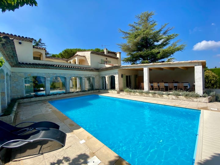 Grande-luxueuse Villa Familiale - Grasse