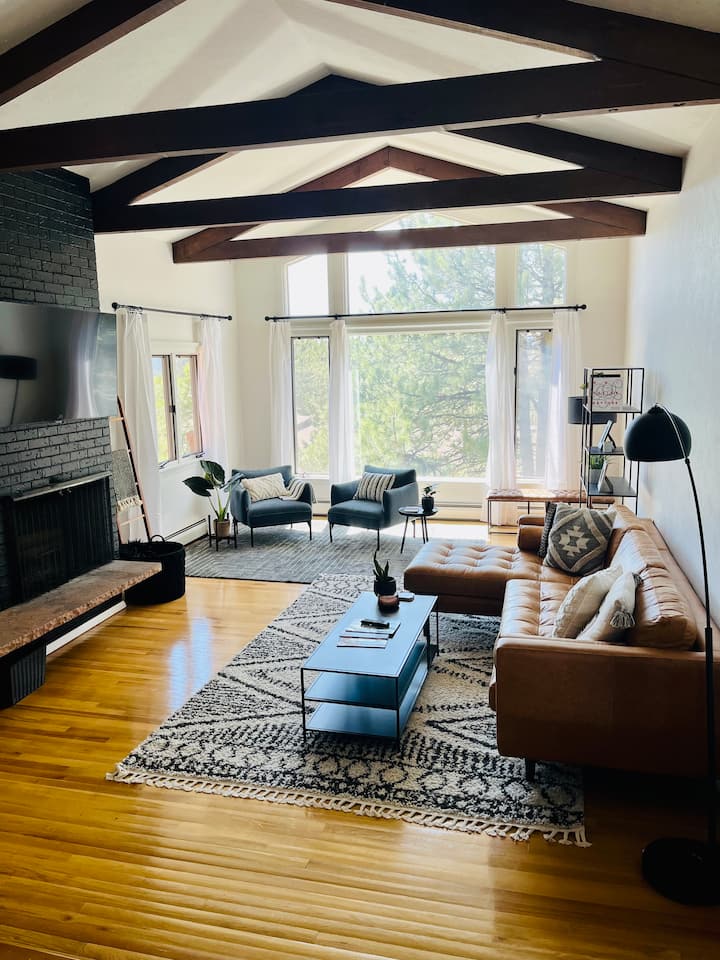 Large Home In A Beautiful Place - Evergreen, CO