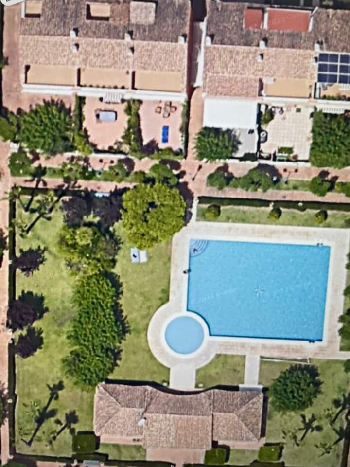 Casa En Urbanización Con Piscina - Villarreal