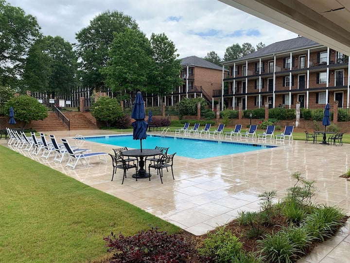Monthly Rental | 5 Min To Ua | Pool & Green Space - Tuscaloosa, AL