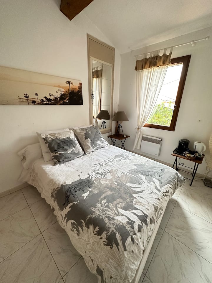 Chambre Privée - Cannes