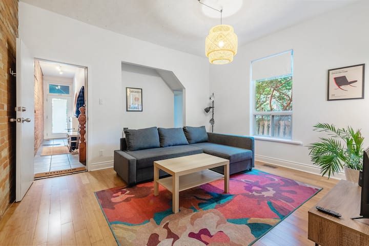 Main Floor Of Victorian Home In Parkdale - Toronto
