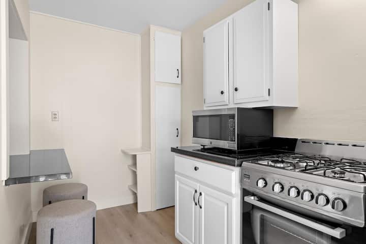 Dt Studio -1 Block To Mill Ave/asu + Free Parking - Tempe, AZ