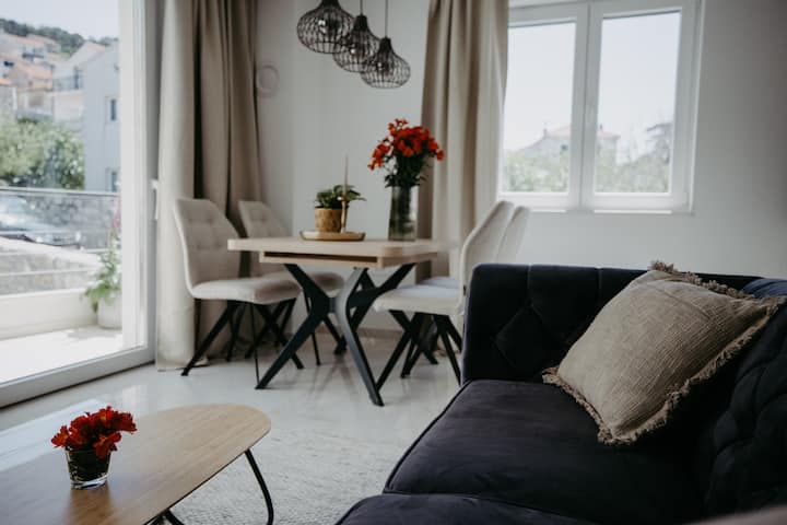 Maroli Wave-zweizimmerwohnung+ Pool, Nähe Zentrum - Skradin