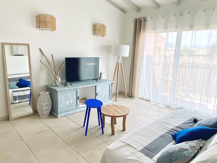 T2 Cosy à 5km De La Mer - La Crau