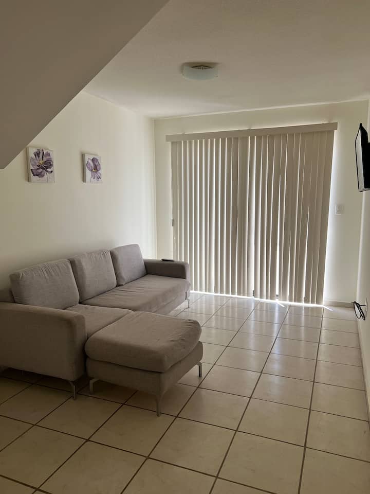 Casa Ubicada ! En Privada - Celaya