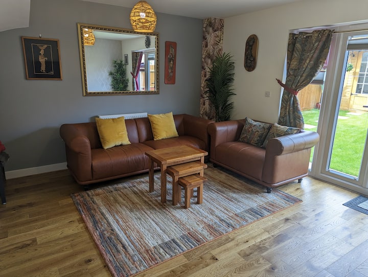 Beautifully Presented Double Bedroom. - Faversham