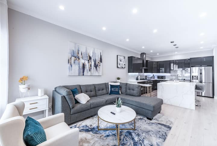 Modern 4br Upper Unit |Private Rooftop | 30 Nights - San Francisco, CA