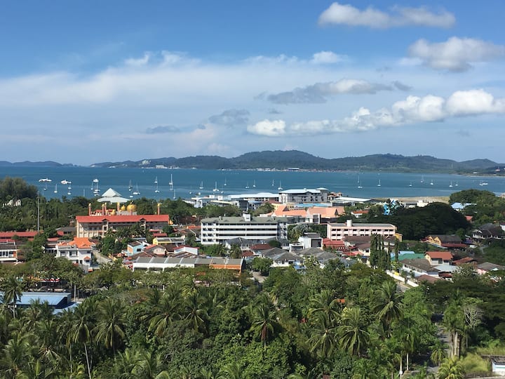 Penthouse Magnificent Views Andaman Sea -Discount - Langkawi