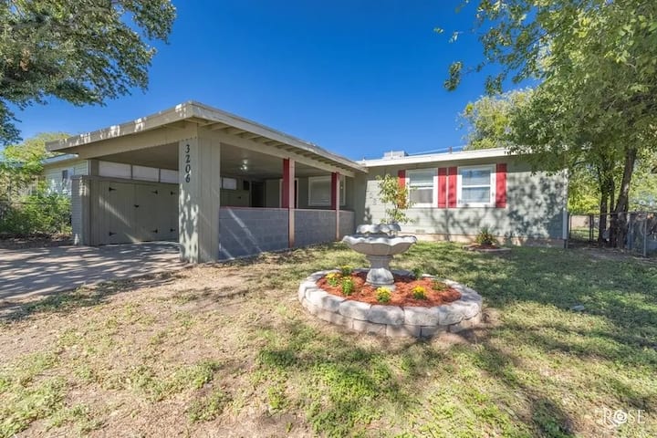 The Concho Cottage - 8 Mins To Downtown - San Angelo, TX