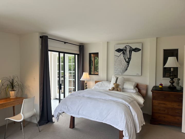 (2)private Studio—amazing Views & Private Deck. - Novato, CA