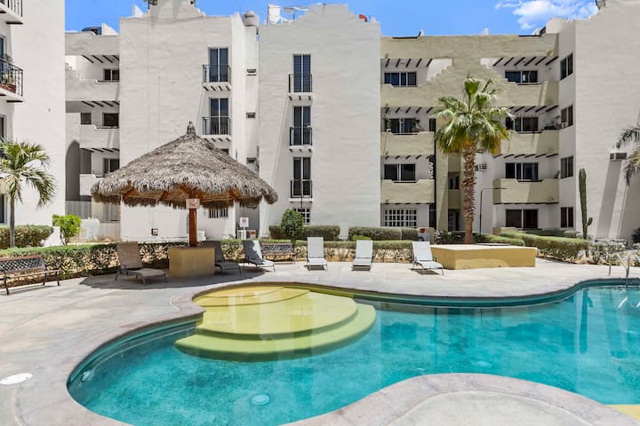 Charming 3b Condo, Steps From Cabo’s Best! - Cabo San Lucas