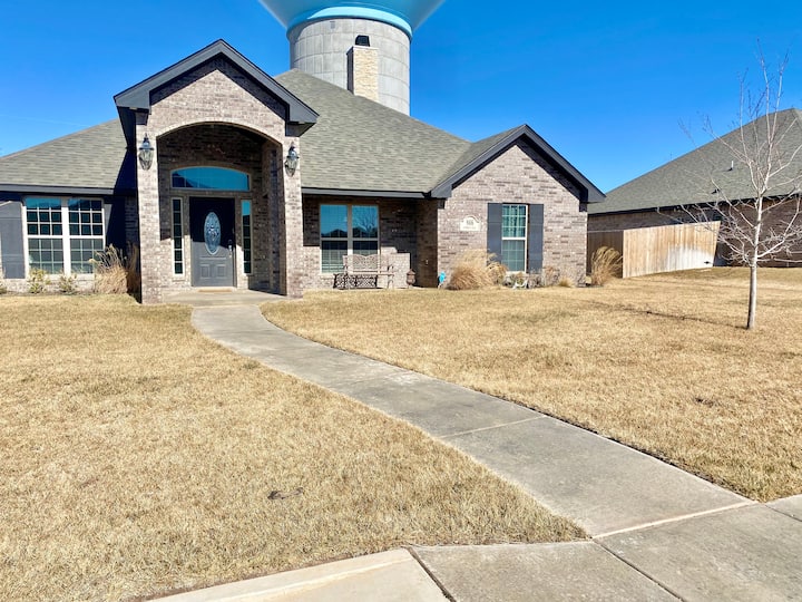Town Square Retreat - Amarillo, TX