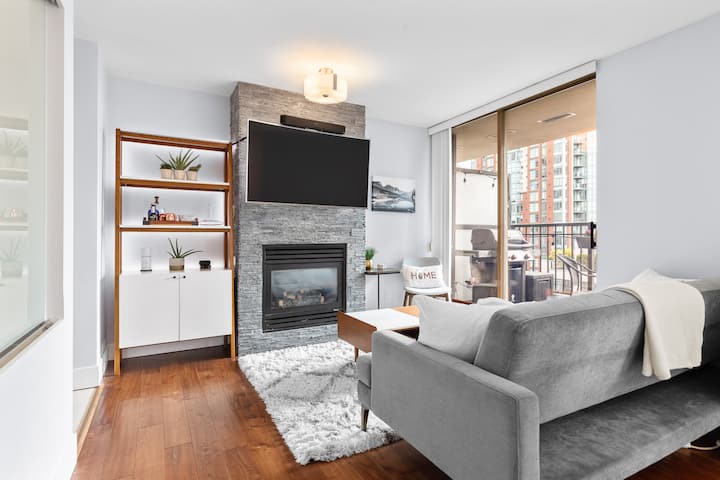 Condo In Downtown Vancouver~location Location! - Vancouver