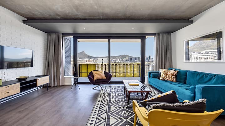 Spacious With Fantastic Views - Le Cap