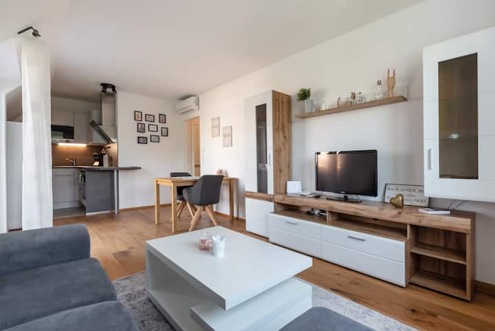 Grün, Ruhig, Zentral Mit Garage - Viena