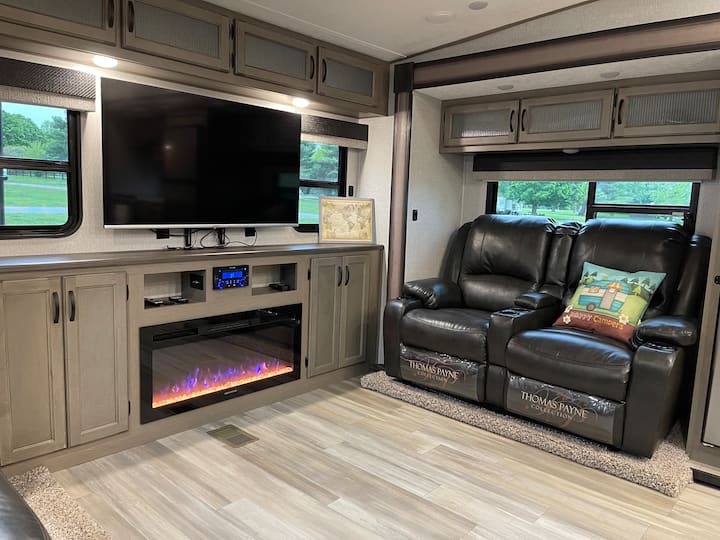 Champ Camper @ Freshgardens - Homestead, FL